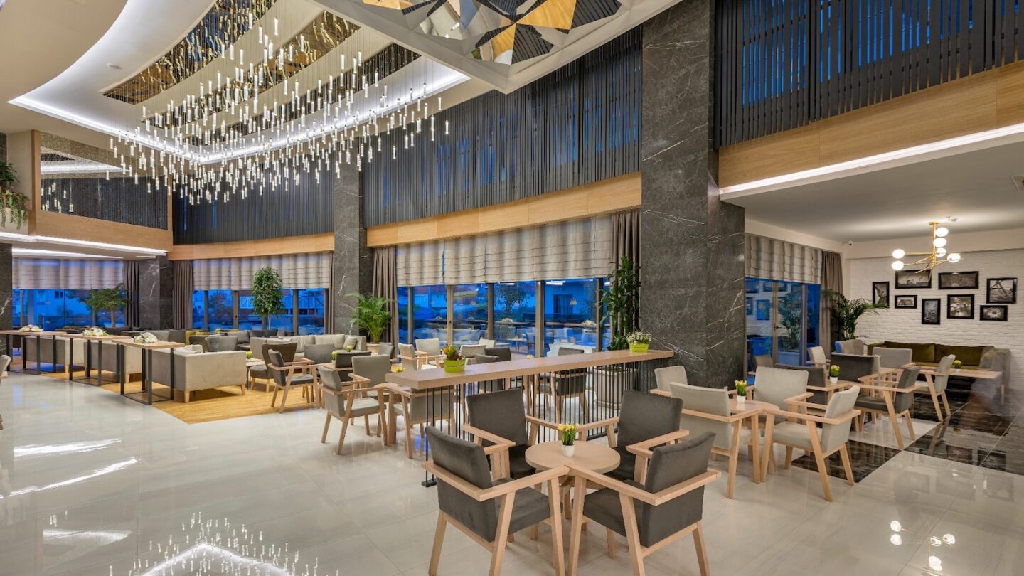 Lobby Bar – SeaShell Vega Hotel