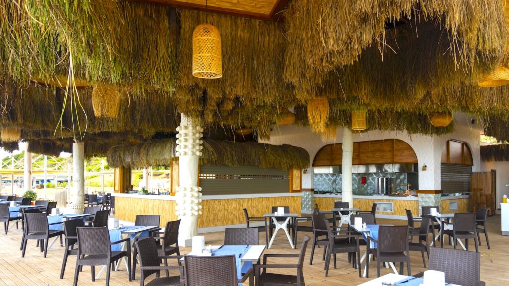 Xuuma Beach Bar – SeaShell Vega Hotel